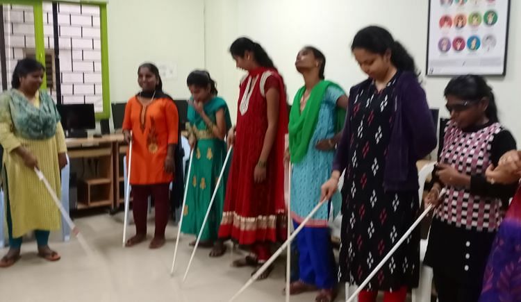 Help Blind Girls Earn Livelihood With Dignity - Ketto
