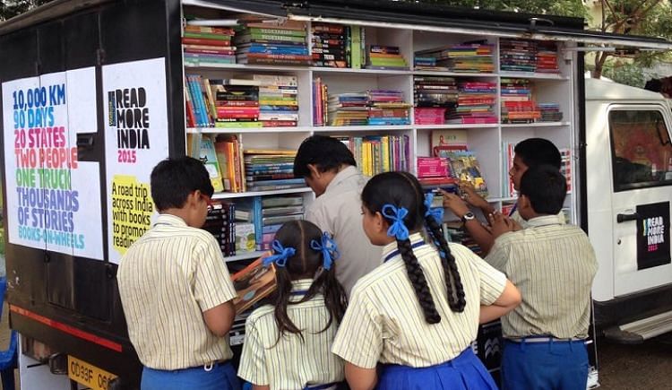 'Library On Wheels' For Underprivileged Children In Rural India - Ketto