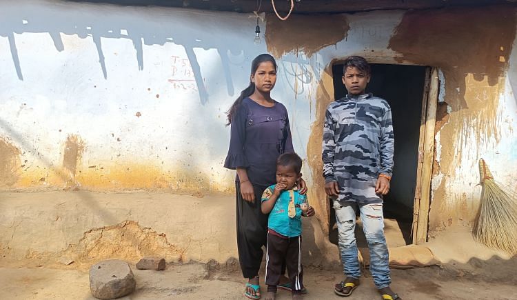 Help For Poor Family - Ketto