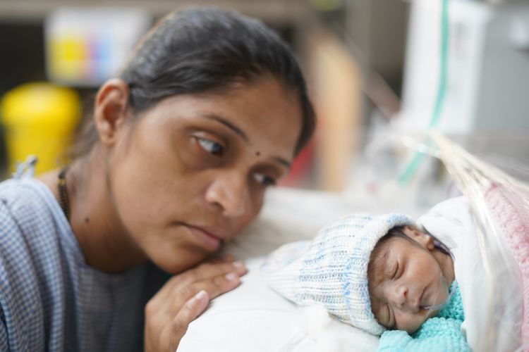 Weighing Less Than 1 Kg, Premature Baby Is Battling Respiratory ...